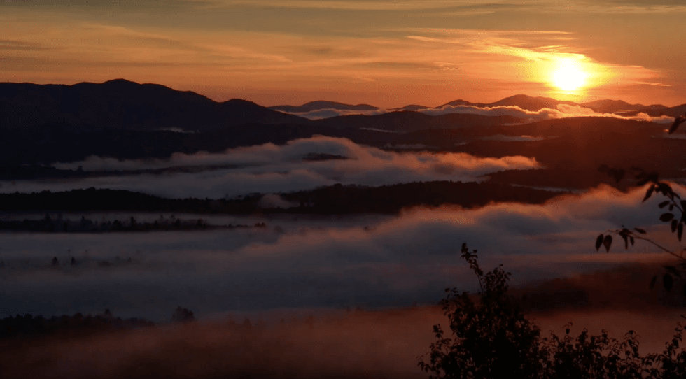 Watch: 5 Helpful Tips on How to Shoot During Golden Hour | No Film School