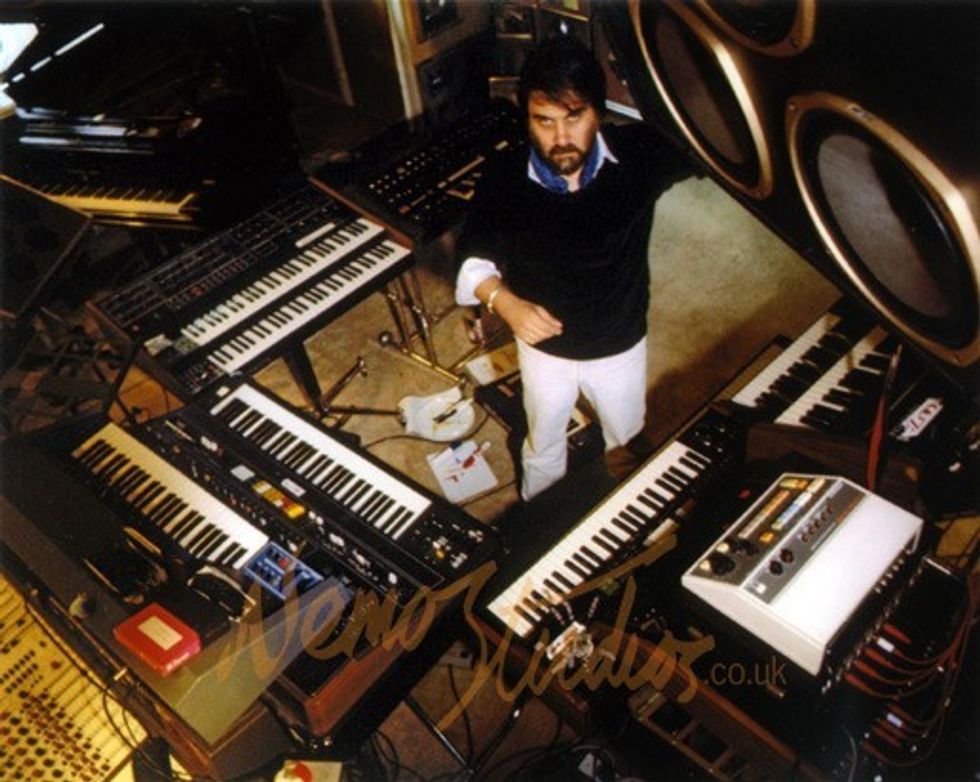 Watch: Why Sounds Make Up the DNA of 'Blade Runner' | No Film School