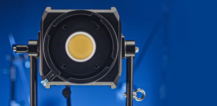 The Nanlux Evoke 1200 Is a Punchy LED Spotlight